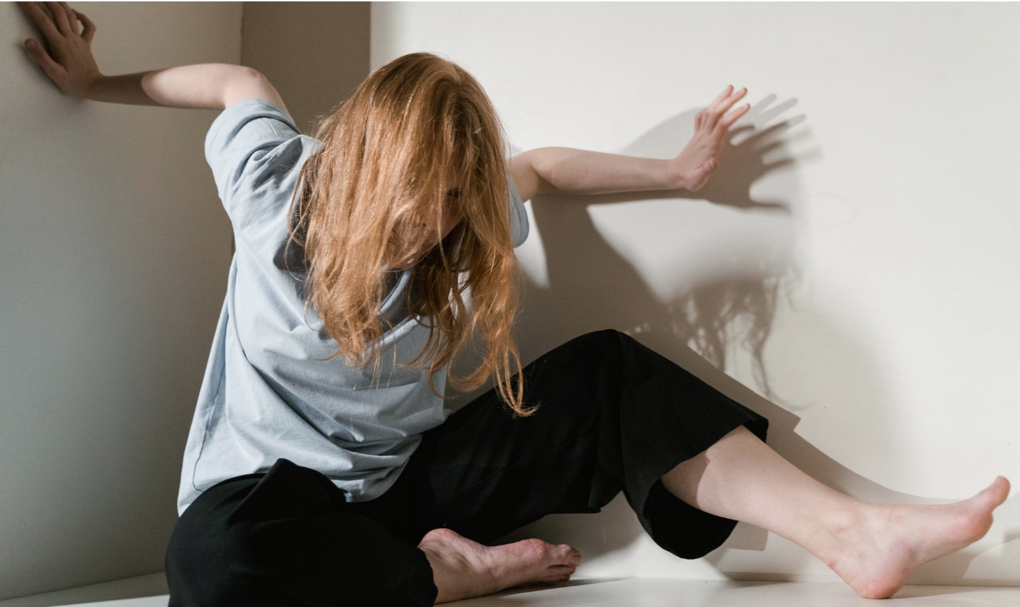 When Claustrophobia Isn’t Fear of Santa | Dave Astor on Literature